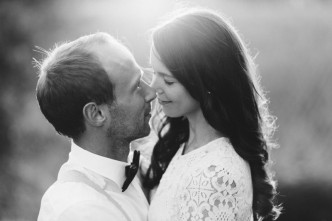 Nicole Schiessl Fotografie ~ Verlobungsshooting im Sonnenuntergang