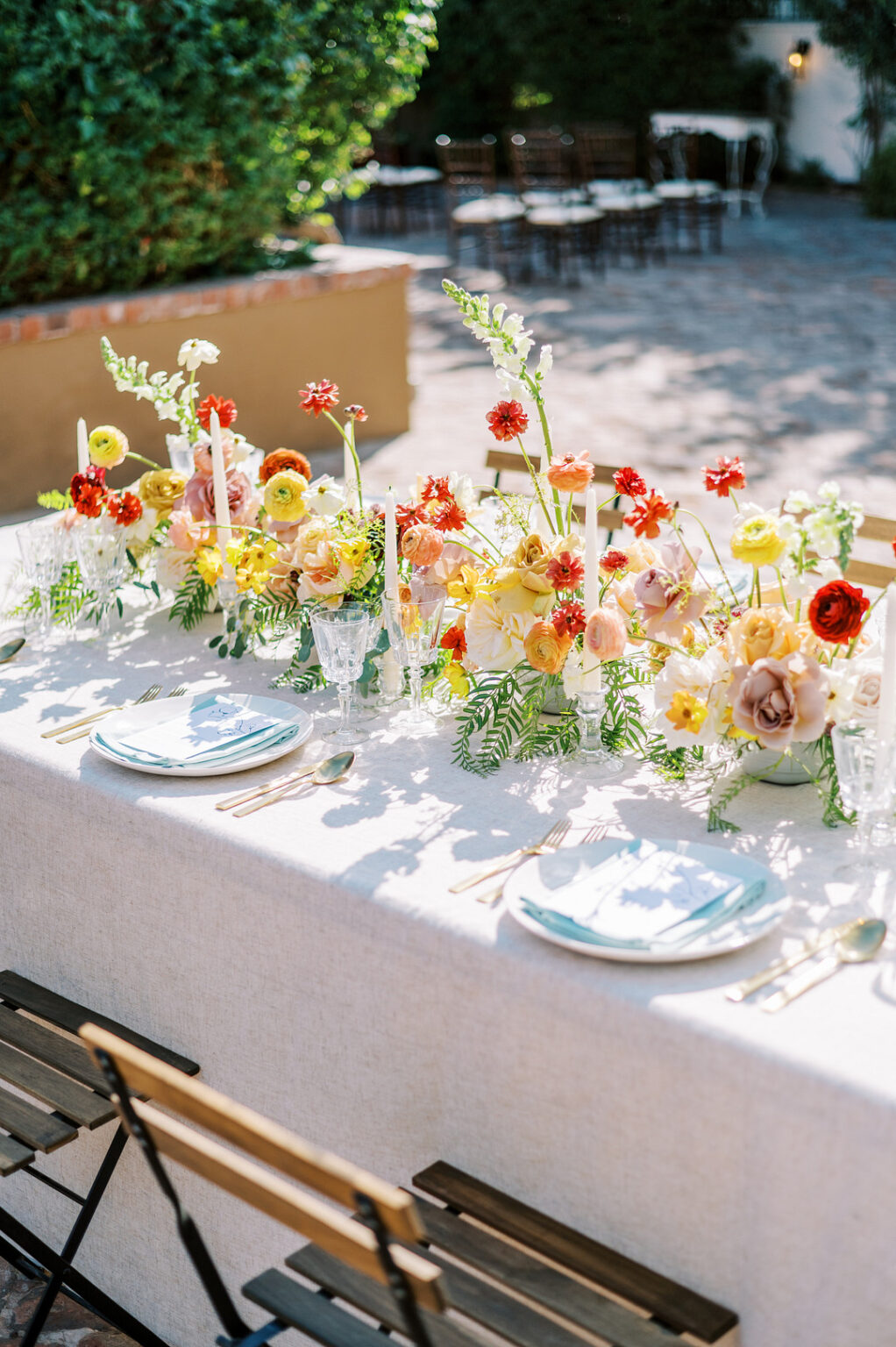 Der Hochzeitstrend ~ Gartenhochzeit in bunten Farben - Hochzeitsblog I ...